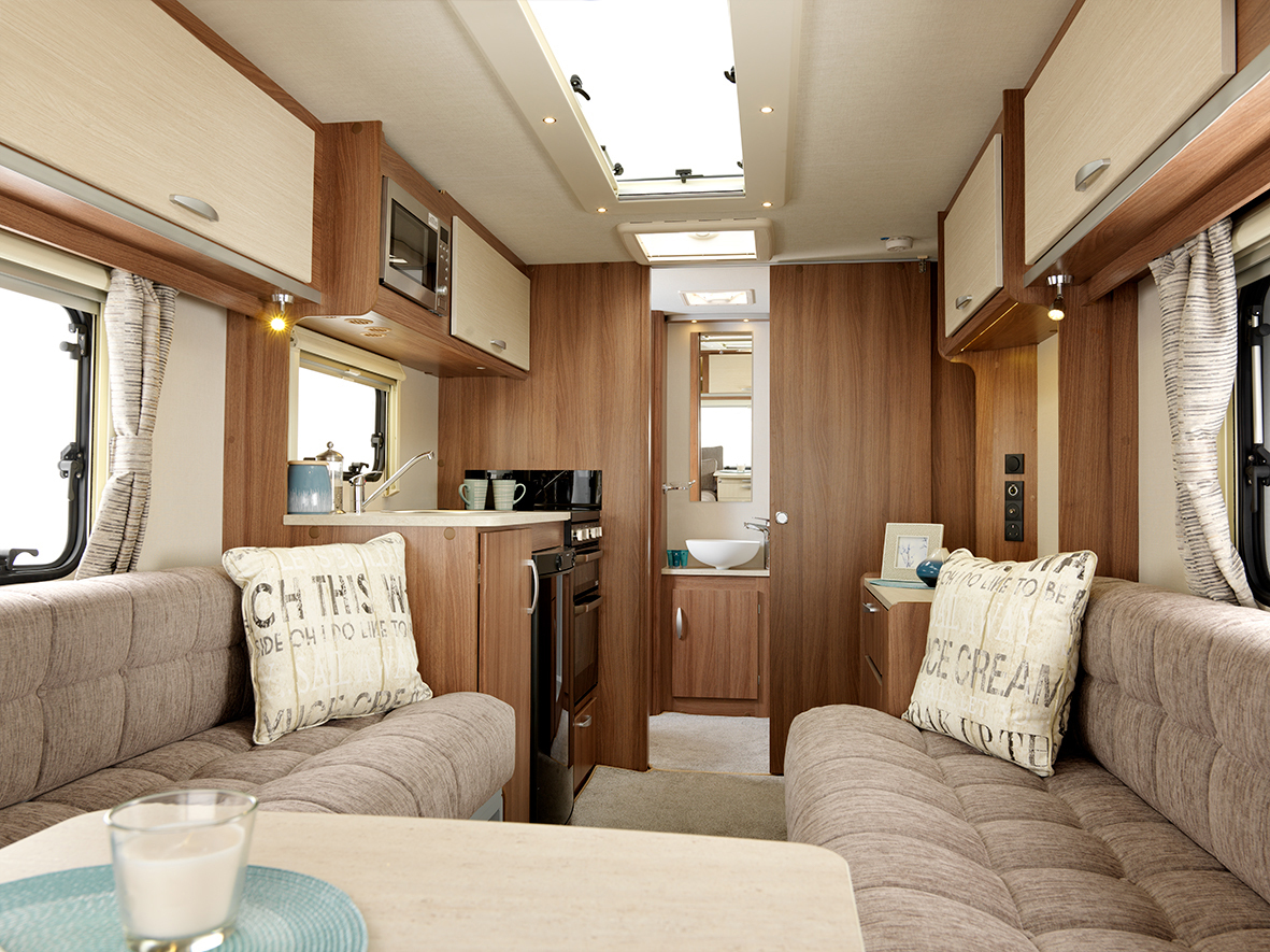 The Best Lightweight Caravans Under 1300kg (2, 3, 4, 5, and 6 Berth ...