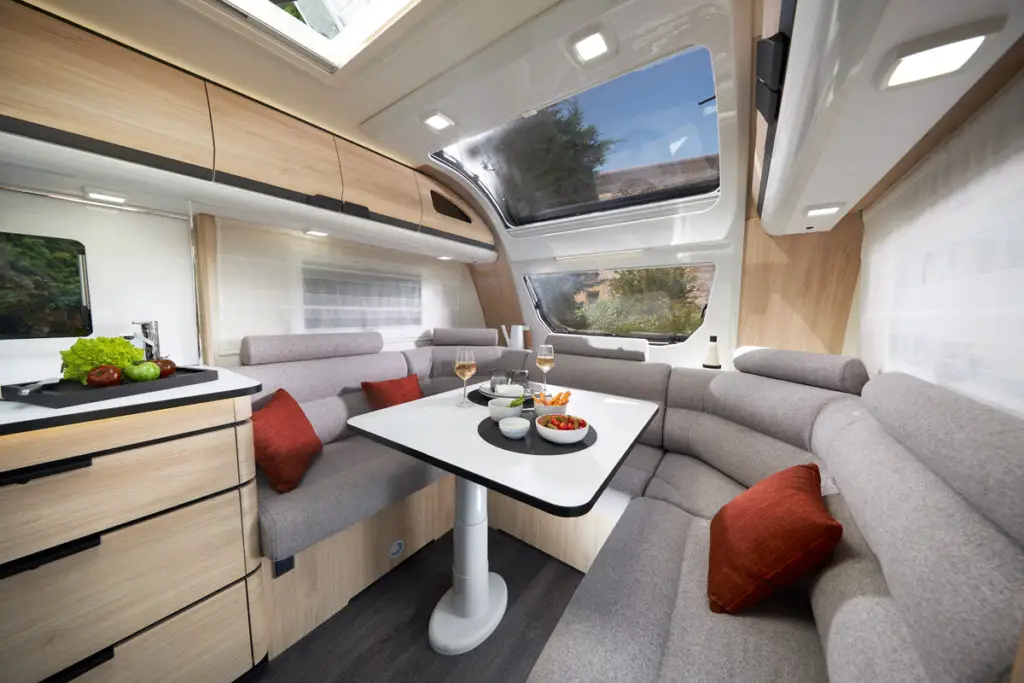 Caravelair Caravan Dimensions (Updated for 2022) – Folding Camper World