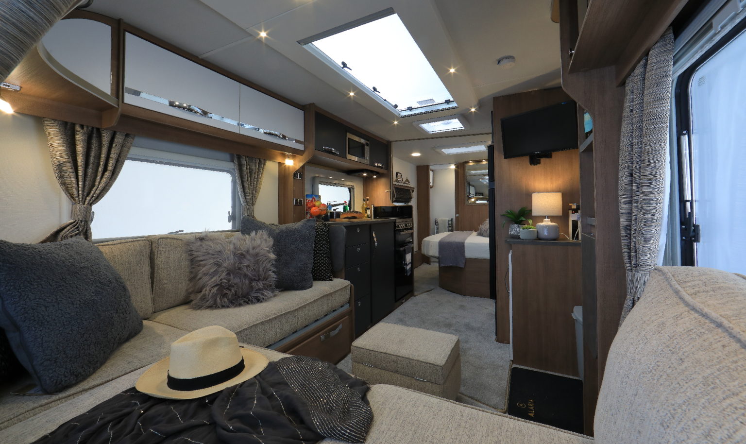 Lunar Caravan Awning Sizes – Folding Camper World