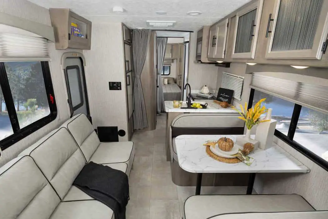 Coachmen RV Motorhome Dimensions (Updated for 2022) – Folding Camper World